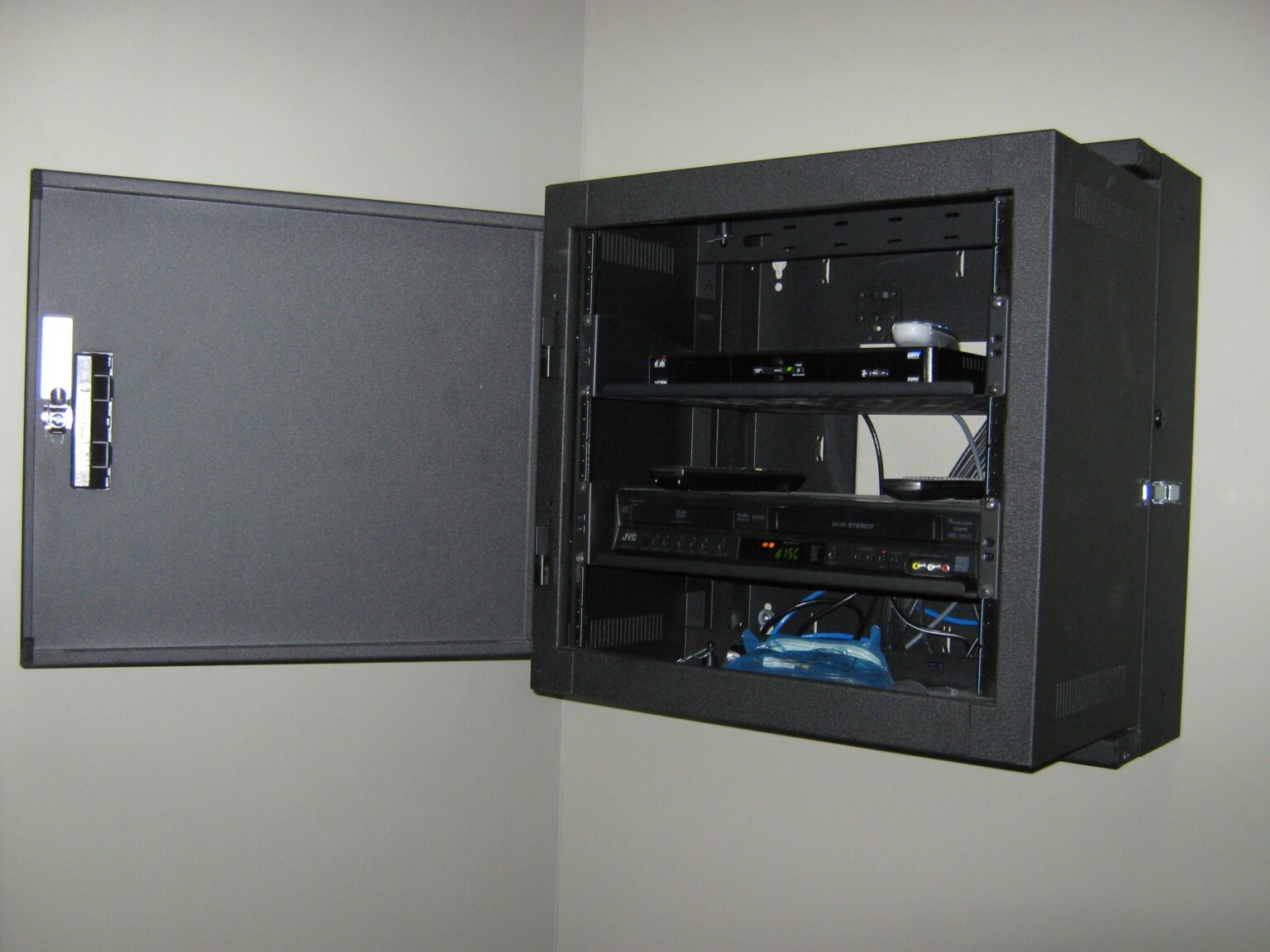 CUSTOM CABINETRY - TDO Home Entertainment